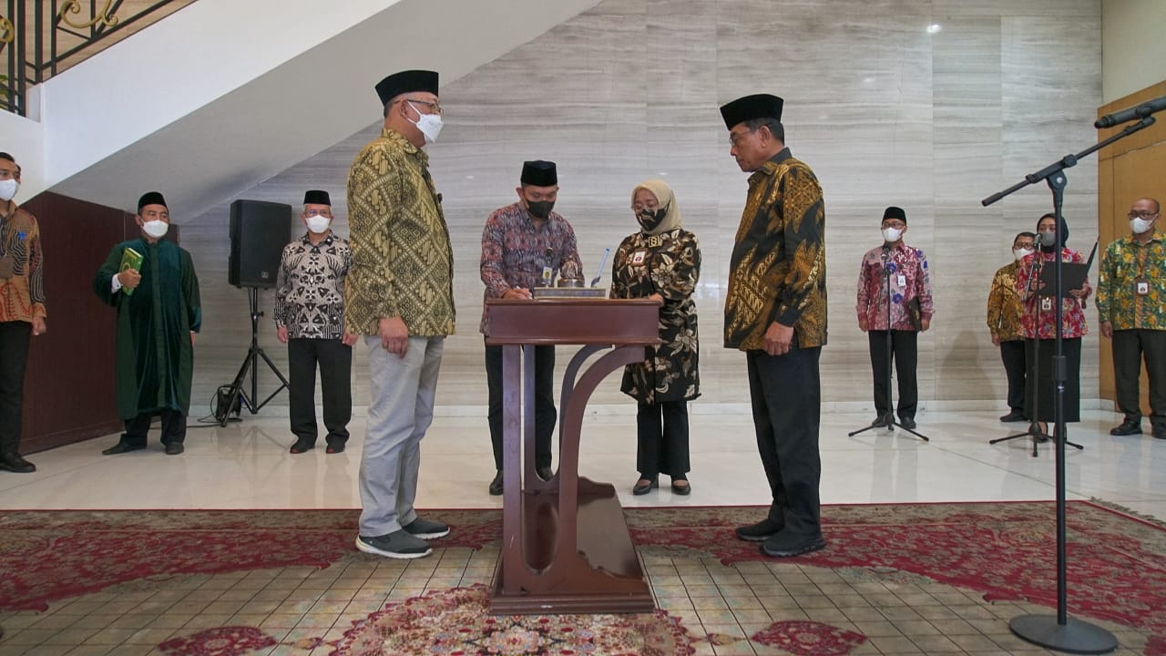 KSP Lantik Edy Priyono Sebagai Deputi III Kepala Staf Kepresidenan ...